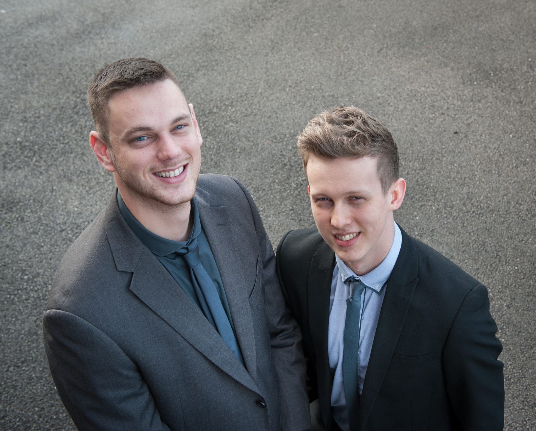 S I Sealy welcomes two new apprentices - SI Sealy
