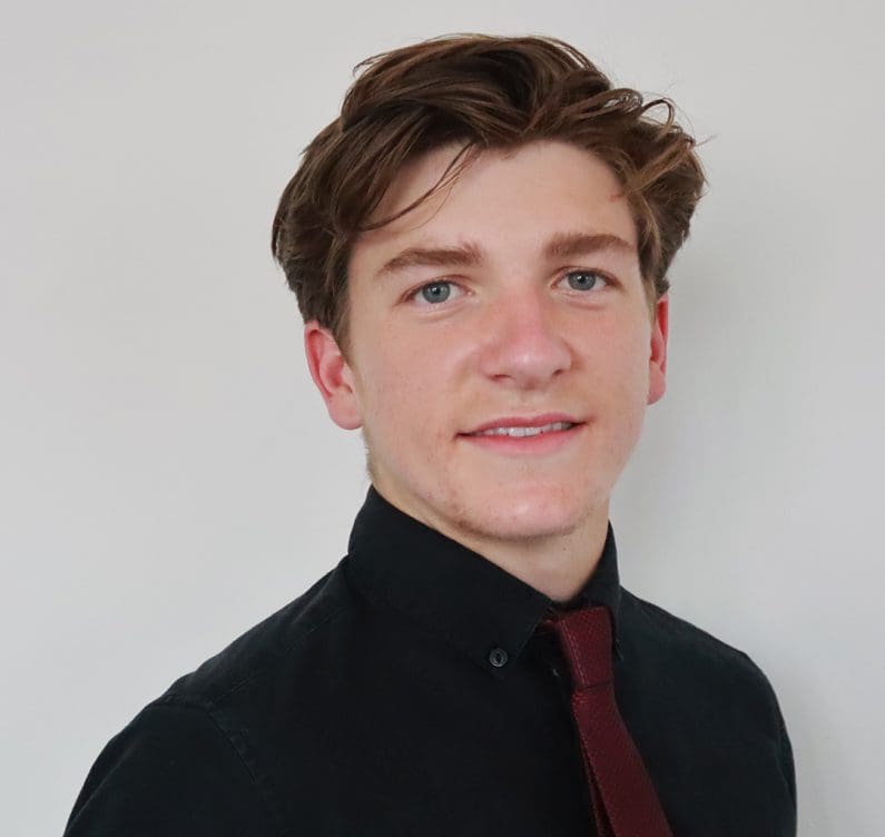 James Robinson Promoted to Assistant Electrical Engineer - SI Sealy